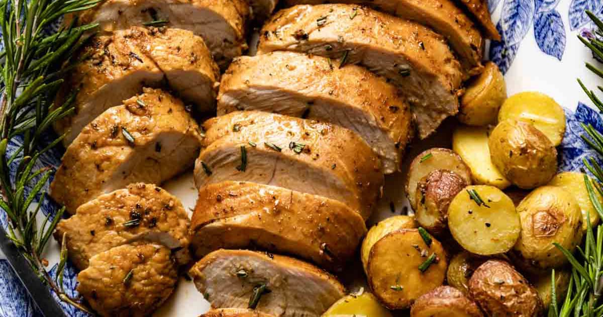 35 Friendsgiving Food Ideas (Easy Recipes!) - Foolproof Living