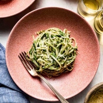 Green Pasta Sauce (Quick & Easy Recipe) - Foolproof Living