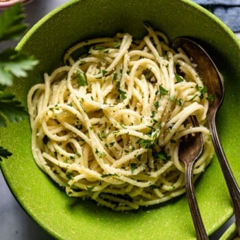 Garlic Butter Pasta Recipe (Quick & Easy) - Foolproof Living